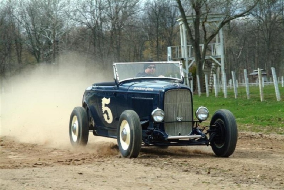 Photo: 32 ROADSTER (122) | 1932 FORDS ON HWY 32 album | LOUD-PEDAL ...