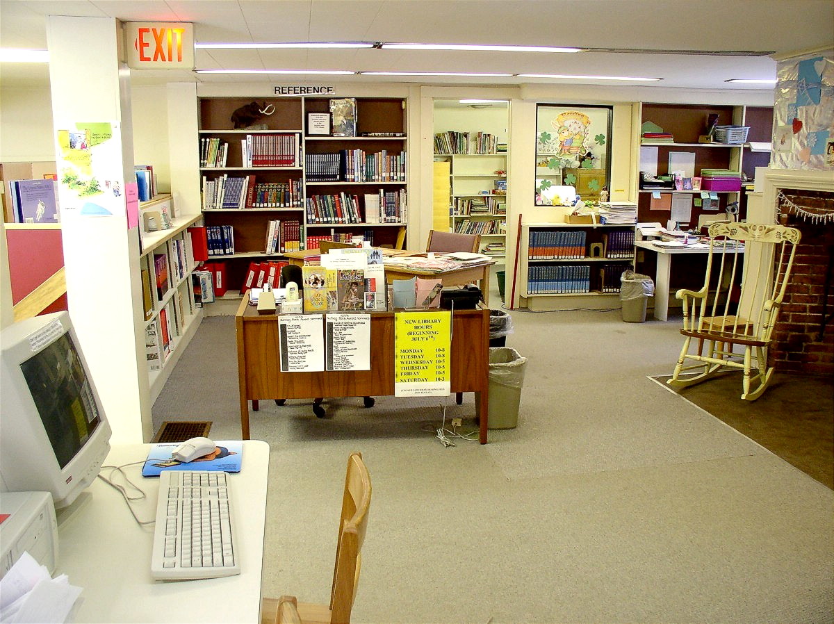 Photo: WAREHOUSE POINT - LIBRARY ASSOC - 03.jpg | EAST WINDSOR - BROAD ...
