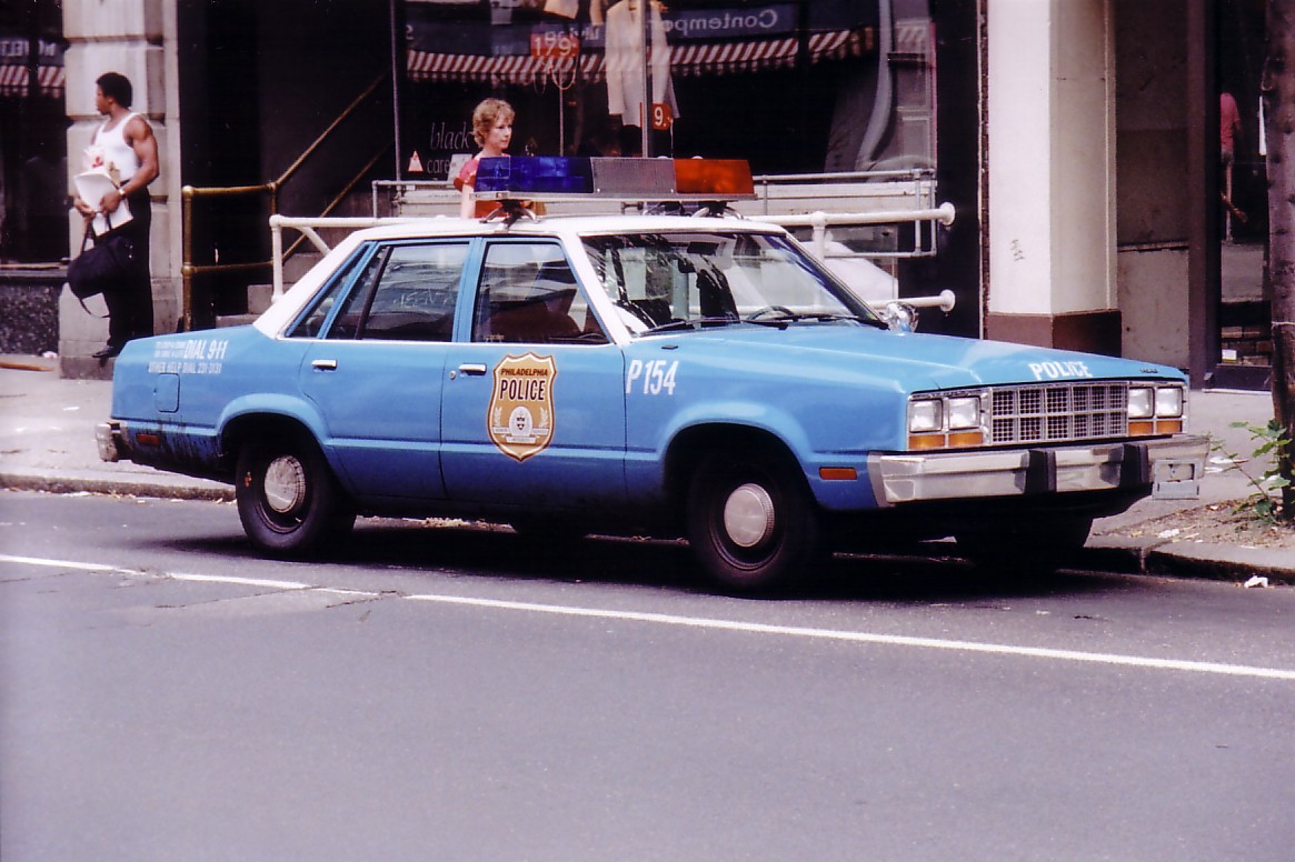 copcar dot com - The home of the American Police Car - Photo Archives