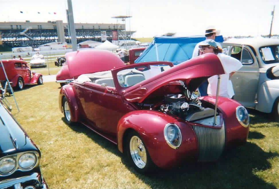 Photo: 116 | Sectioned/channeled 40 Ford convertibles album | Rik ...