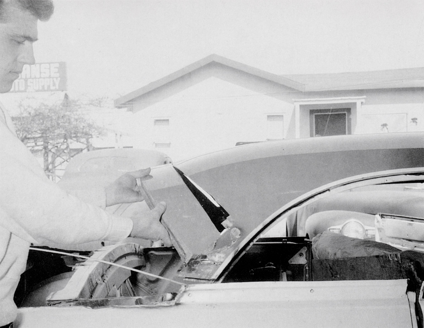 Photo: Barris-Dragoo-Merc-Chop-03 | 1954 Mercury Ronnie Dragoo - Barris ...