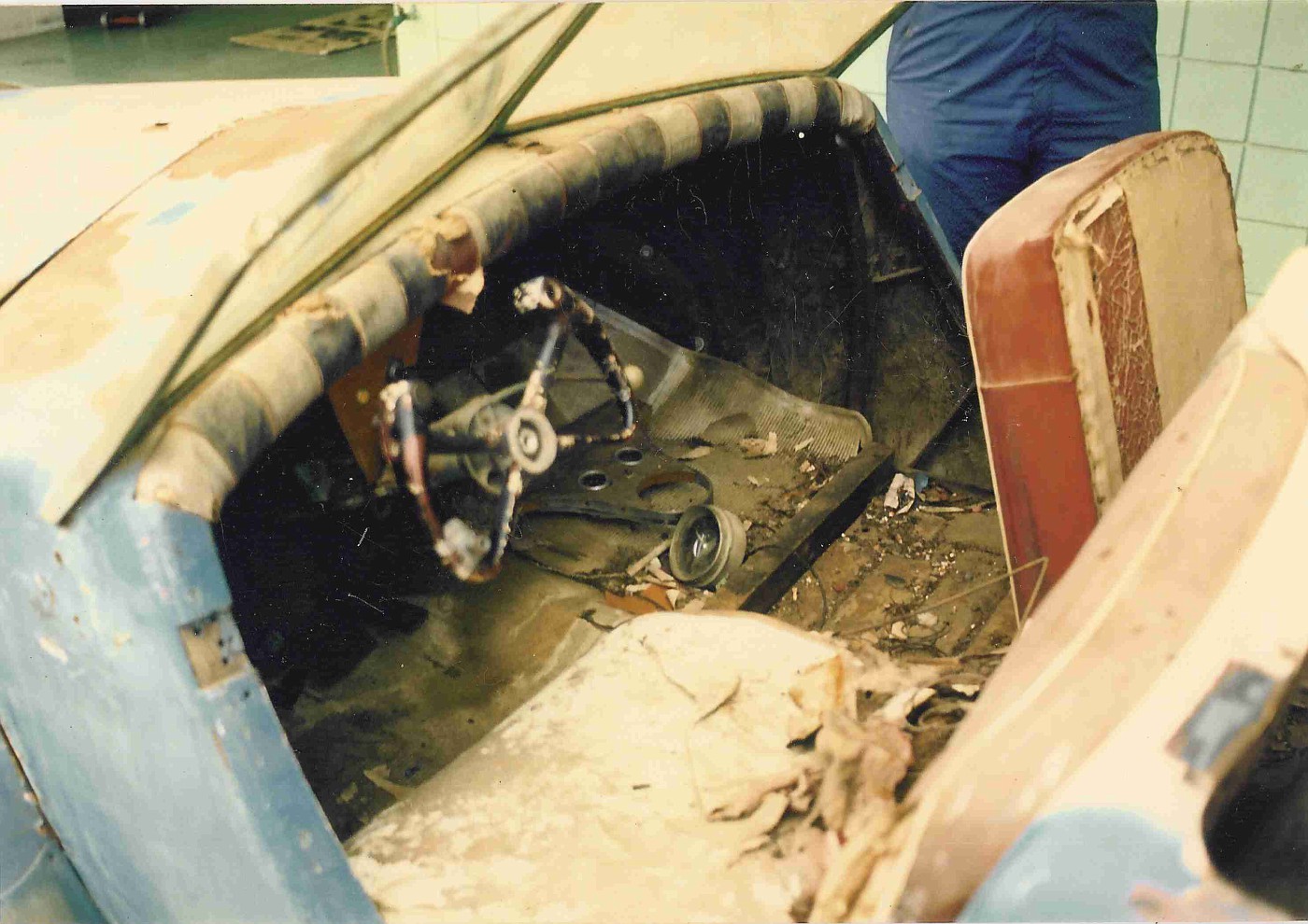 Photo: Coachcraft 1986-3a | Photos of the restored Mercury album | Rik ...