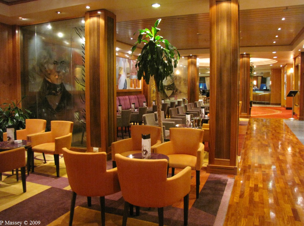 Photo: Sir Samuel's Wine Bar - QM2 | Sir Samuel's Wine Bar & Photo Shop ...