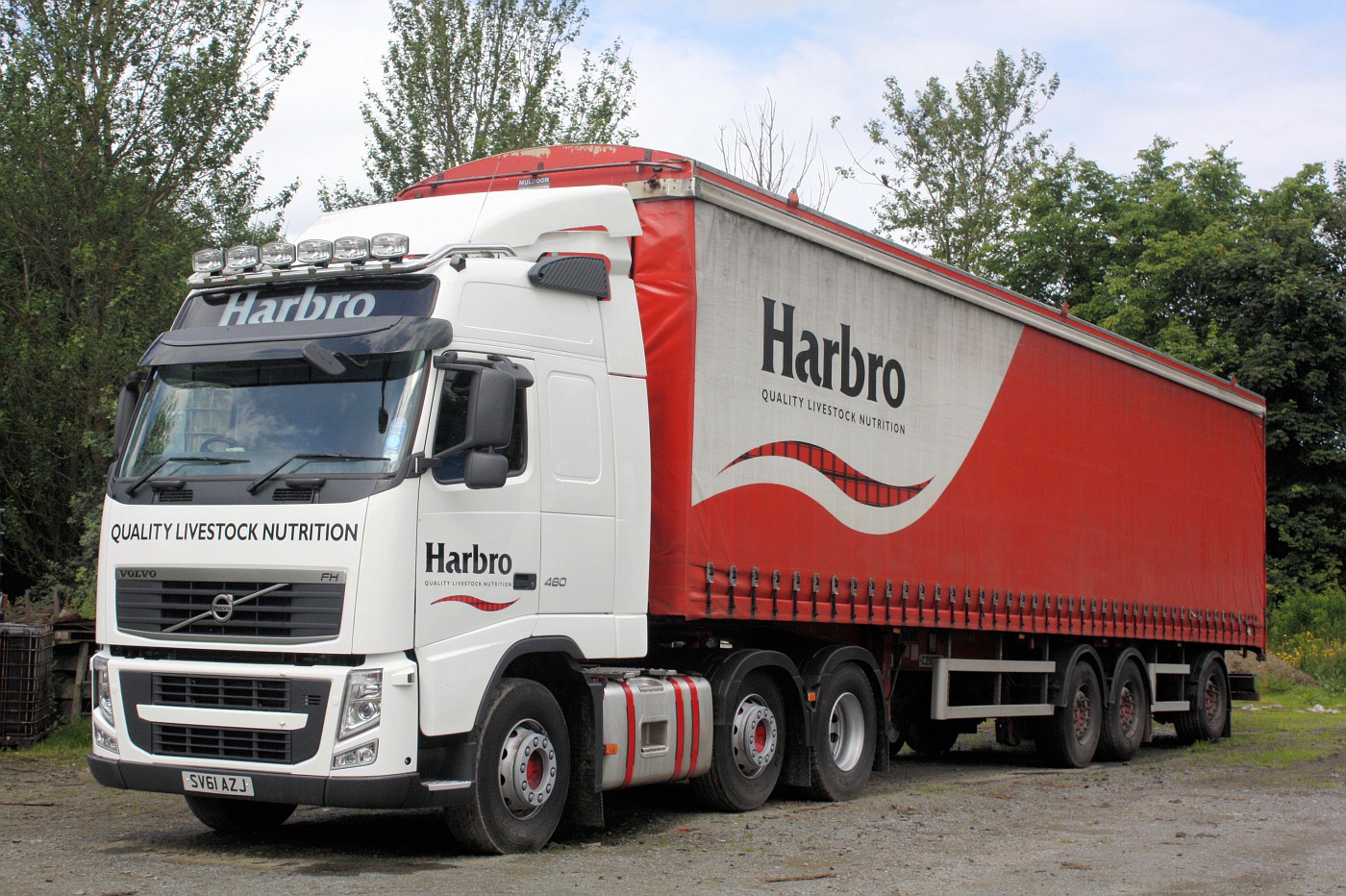 Photo: SV61 AZJ Volvo FH 480 Globertrotter XL 6x2 unit | Harbro [Animal ...