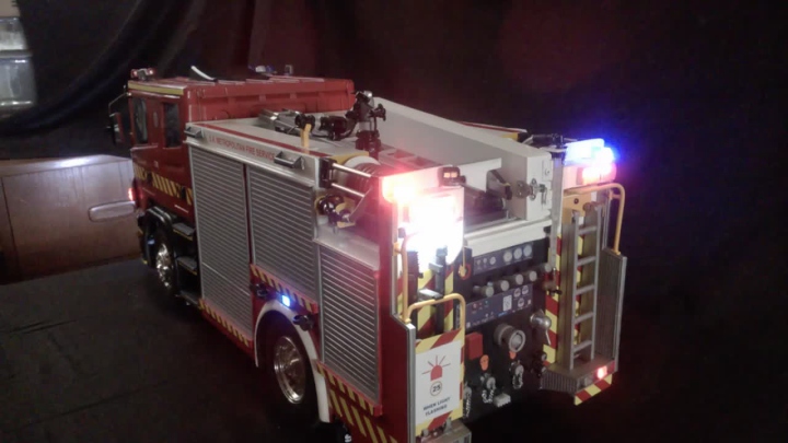 Video: Rear Panel lights | Scania 1:14 Scale R/C Fire Truck ...
