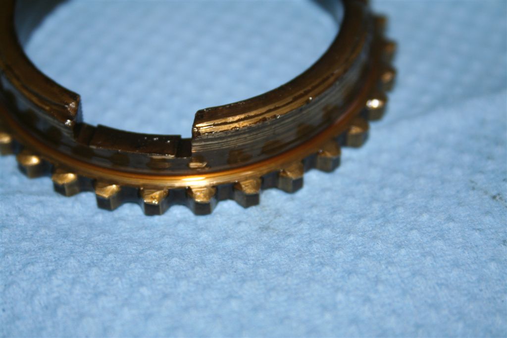 Photo: Synchro Ring 3rd gear 7107 worn | Disassembly of old ...