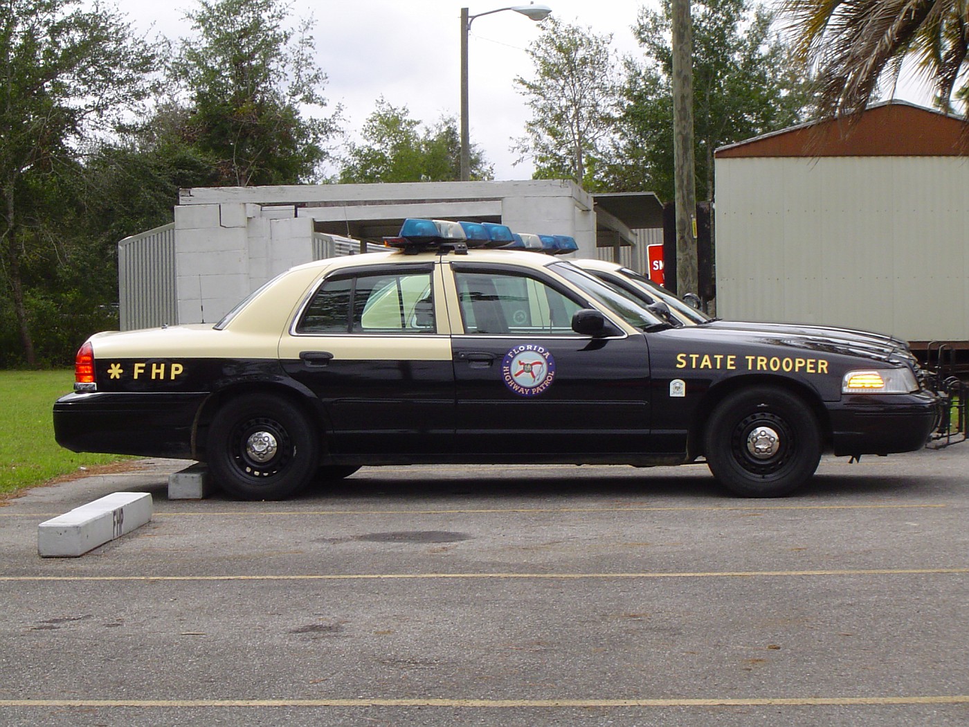 copcar dot com - The home of the American Police Car - Photo Archives