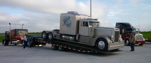 Photo: Peterbilt Denton October TWO 2009 198.jpg | My Peterbilt ...