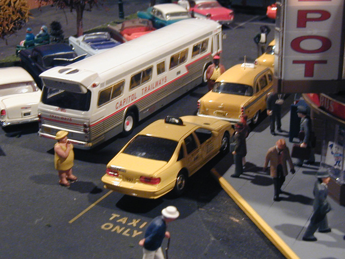 Photo: Capitol Trailways Harrisburg, Pa. CP-832 | GENERAL MOTORS ...