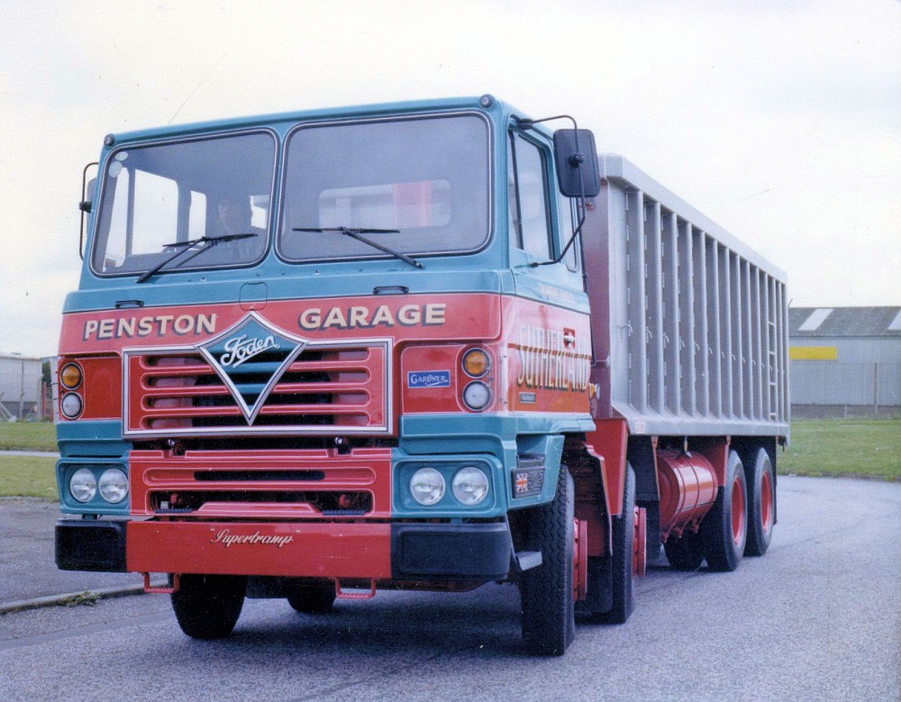 Photo: FODEN S10 Haulmaster 8x4 rigid tipper | R. M. Sutherland & Son ...