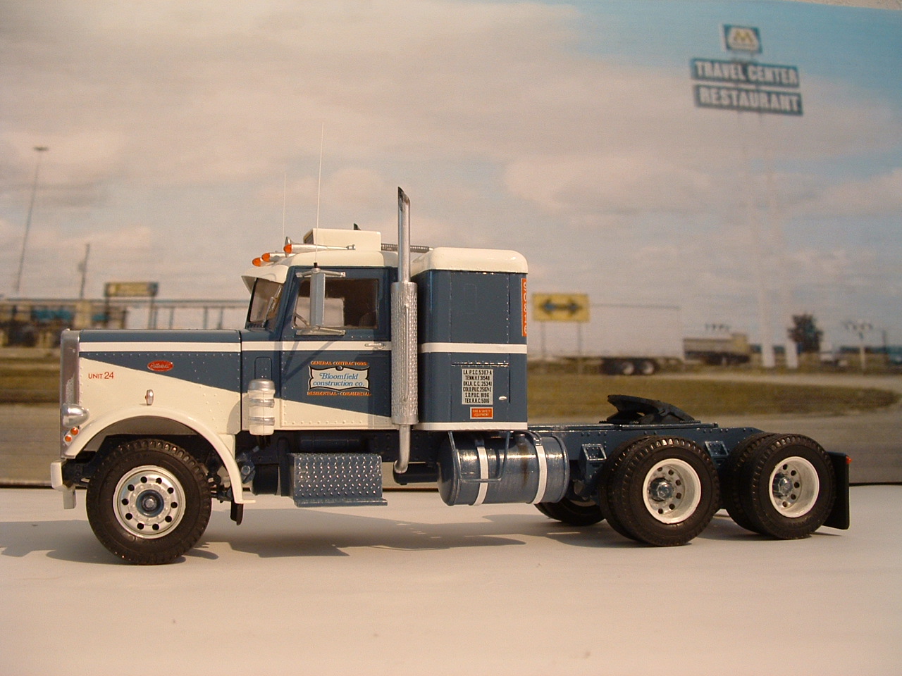 Photo: DSCF0013 | Peterbilt 359 Little Window album | Dutch Model Truck ...