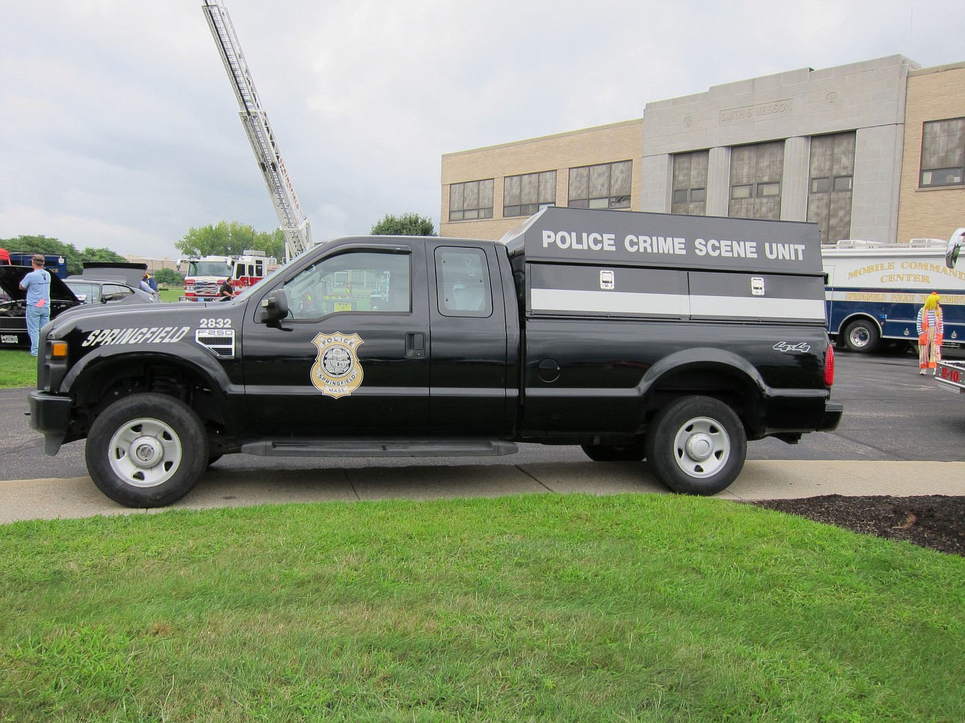copcar dot com - The home of the American Police Car - Photo Archives