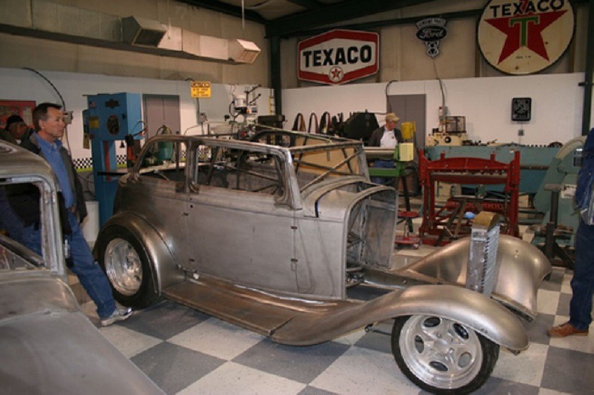 Photo: Johnson's Rod Shop | 1932 FORD'S IN THE GARAGE OR HOT ROD SHOPS ...