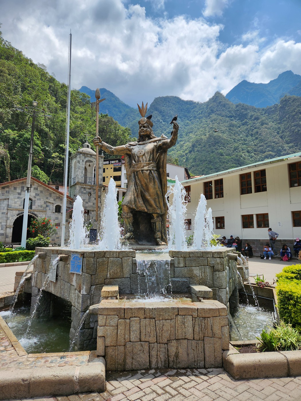 Photo: The Inca God Sape Inca Pachacuti Statue in Machu Picchu Pueblo ...