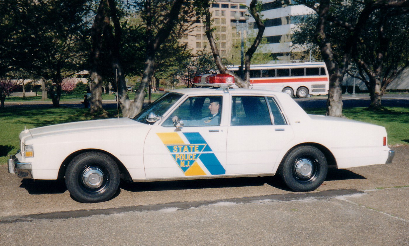 copcar dot com - The home of the American Police Car - Photo Archives