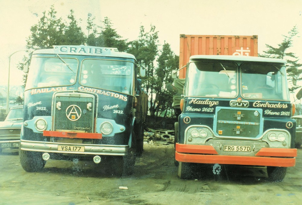 Photo: VSA 177 & FRG 557D Atkinson rigid & Guy Invincible unit | A. R ...